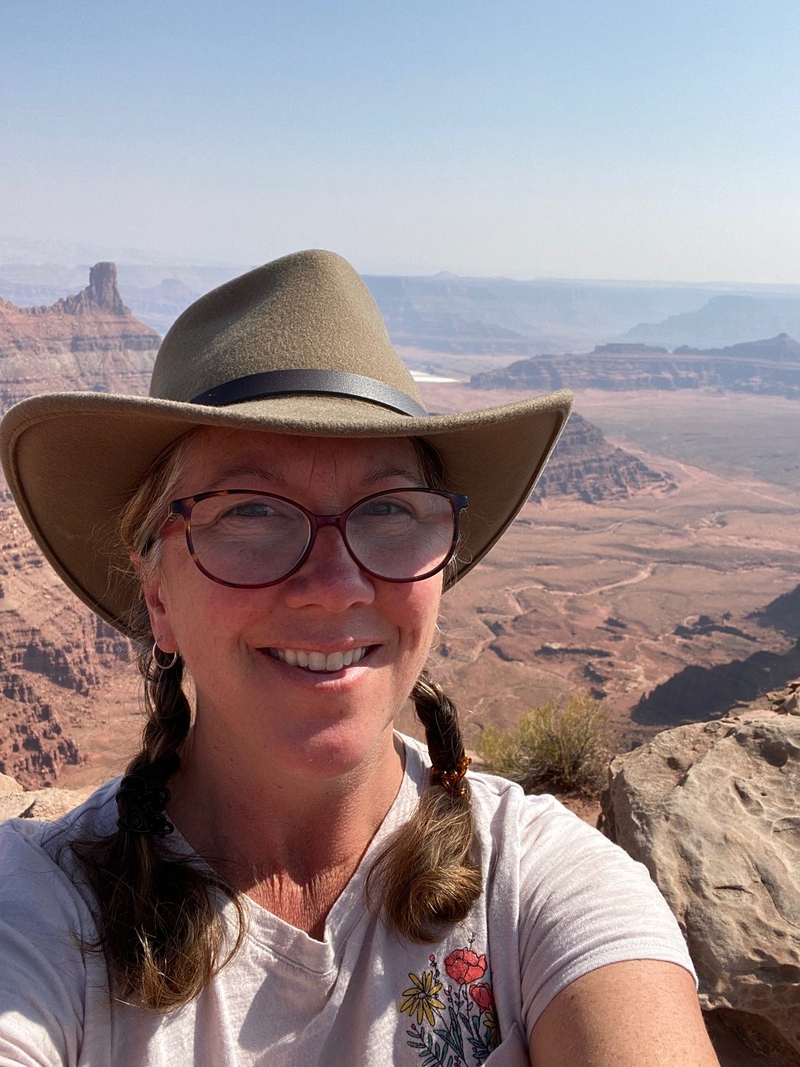 Meet Artist Angie Windheim – Kindness Roots